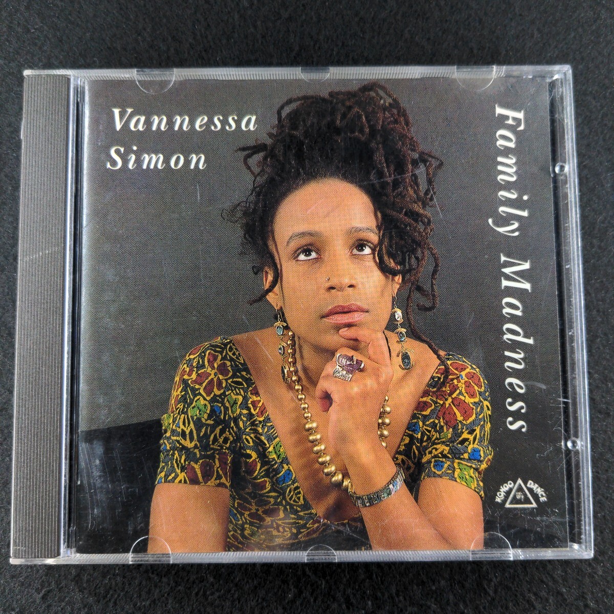 Yahoo!オークション - 1-132【輸入】Family Madness Vanessa Simon