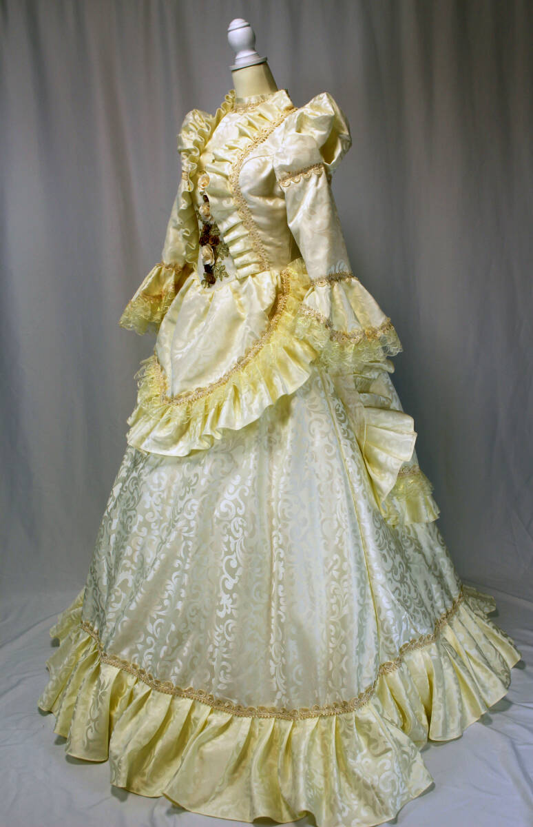 Yahoo!オークション - [d53] ウェディングドレス 19号～21号 カラード...