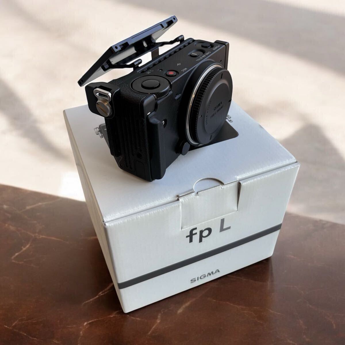 Yahoo!オークション - シグマ FP L デジタルカメラ フルサイズ fpl SIGMA