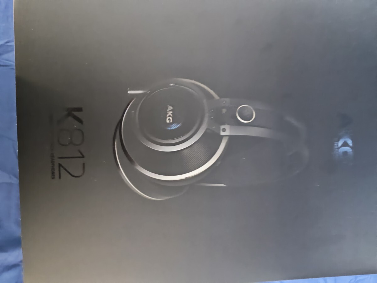 Yahoo!オークション - AKG k812 ヘッドホン 開放型 使用1ヶ月 美品