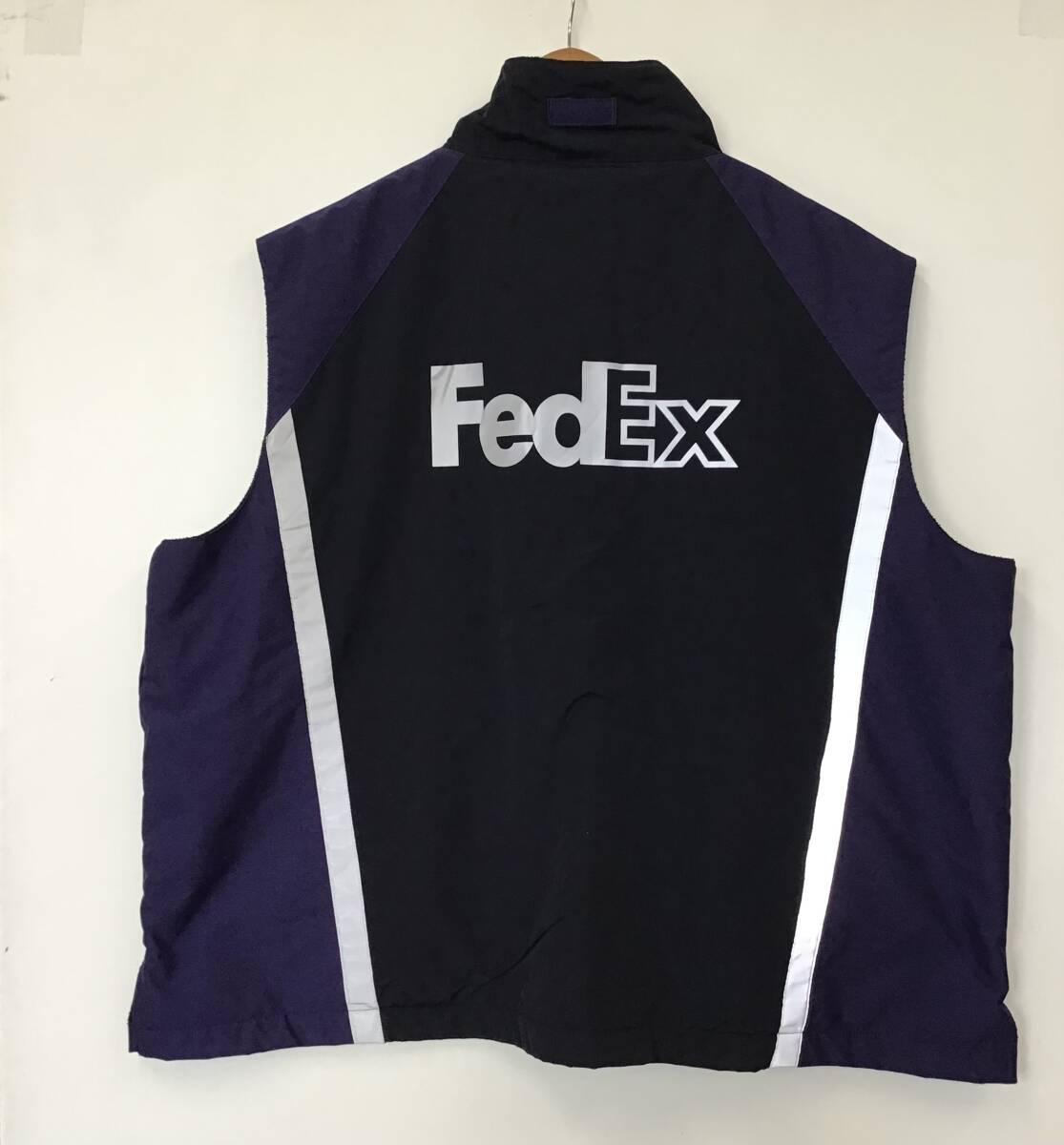 Yahoo!オークション - 《 H 161》FedEX フェデックス ベスト ワークベ...