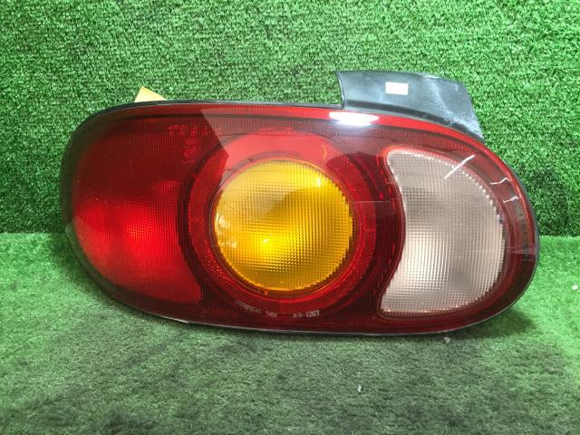 Yahoo!オークション - ロードスター GF-NB8C 左テールランプ リア レン...
