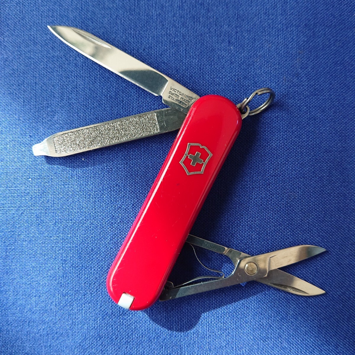 VICTORINOX ビクトリノックス クラシック SD 556(ビクトリノックス)｜売買されたオークション情報、yahooの商品情報をアーカイブ公開 - オークファン（aucfan.com）