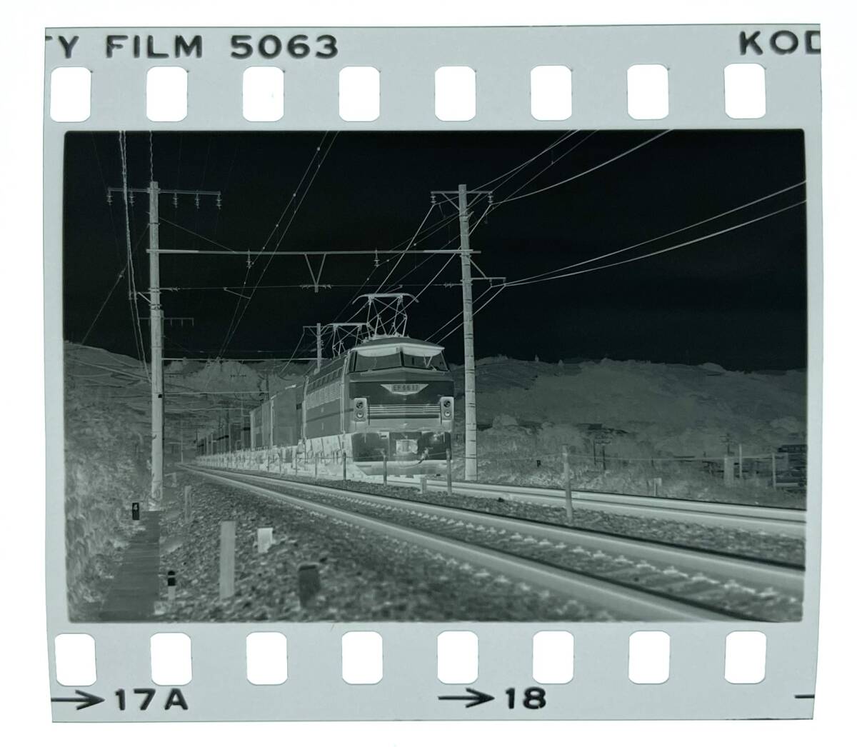 Yahoo!オークション - 35ミ白黒ネガ10枚 EF58・EF66