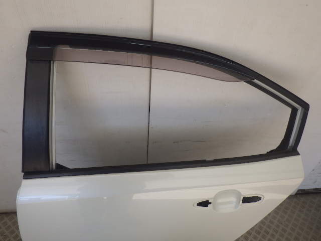 Yahoo!オークション - Y02 NRE210 ZRE212 MZEA17 ZWE211 ZWE214 ZWE215...