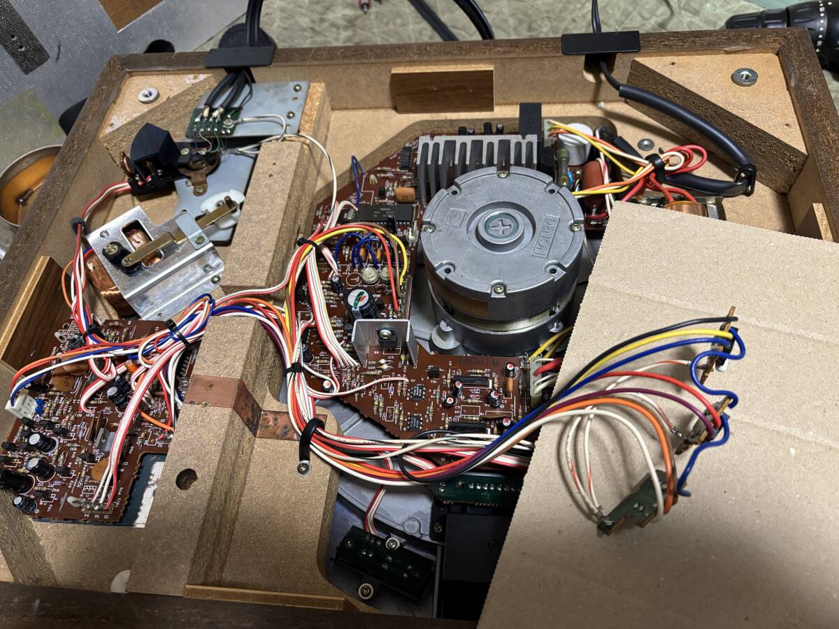 Yahoo!オークション - DENON DP-55L ① クォーツ セミオート 修理後 ...