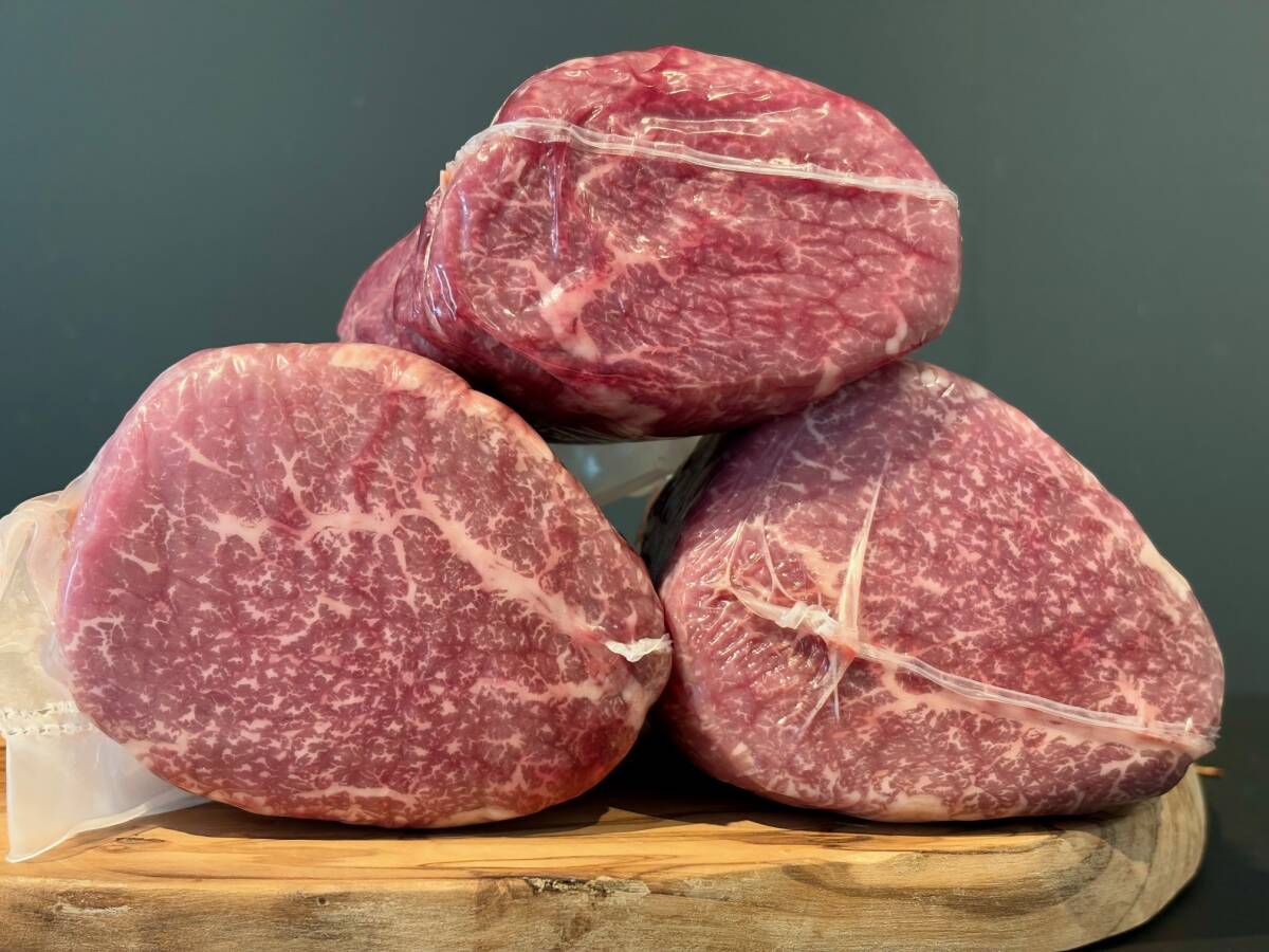 Yahoo!オークション - 特選【A5等級】黒毛和牛シキンボ 1.8kg/3パック ...