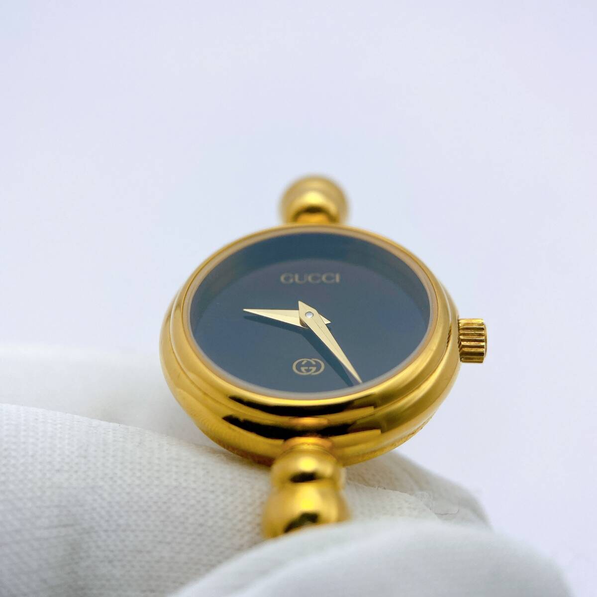 稼働】美品 グッチ GUCCI バングルウォッチ レディース 腕時計 稼働】美品 グッチ GUCCI バングルウォッチ レディース 腕時計