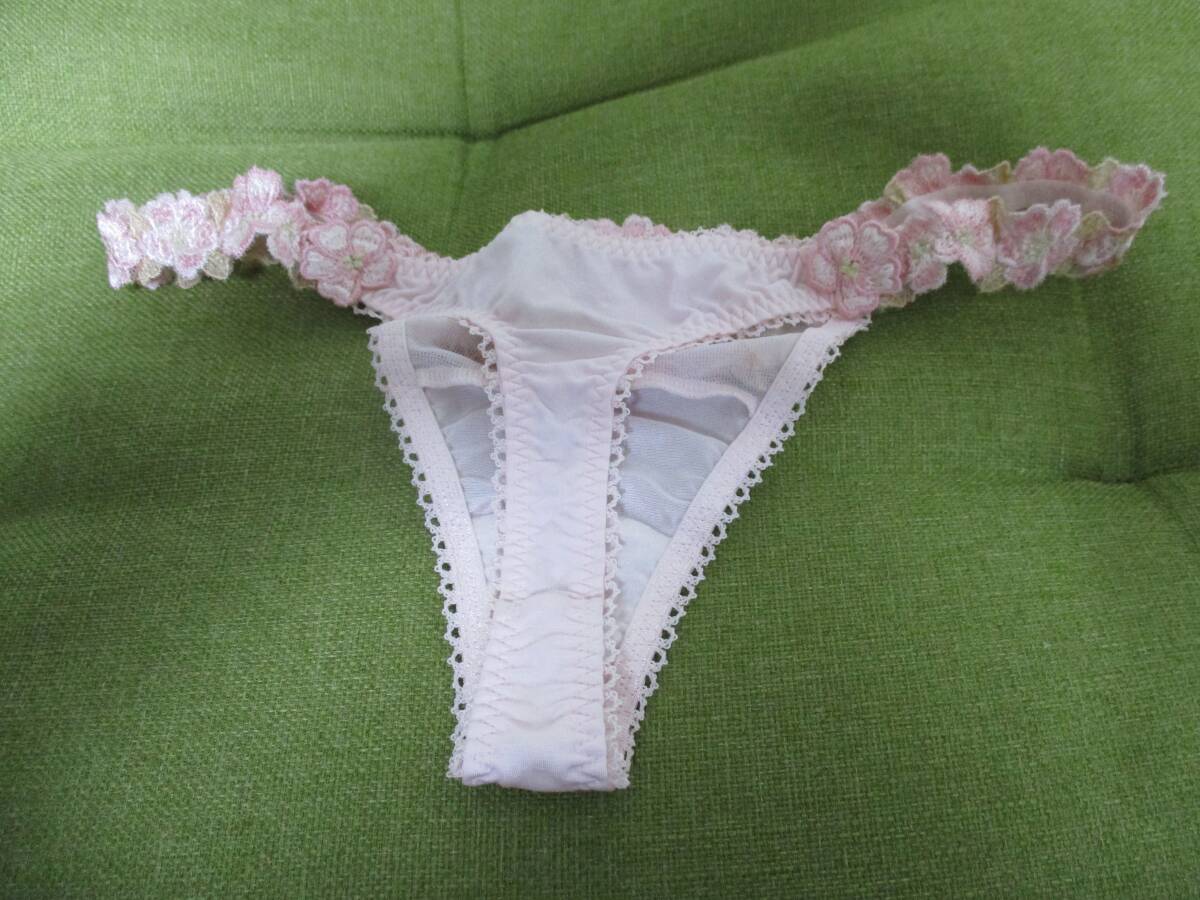 Yahoo!オークション - ワコールLge TバックソングMサイズ