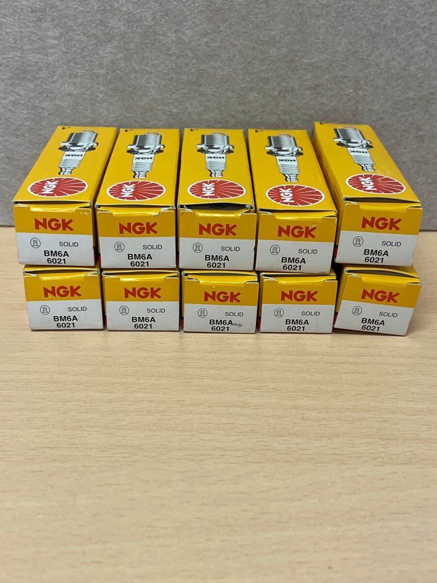 Yahoo!オークション - y012401a NGK BM6A 6021 一体形 スパークプラグ(...