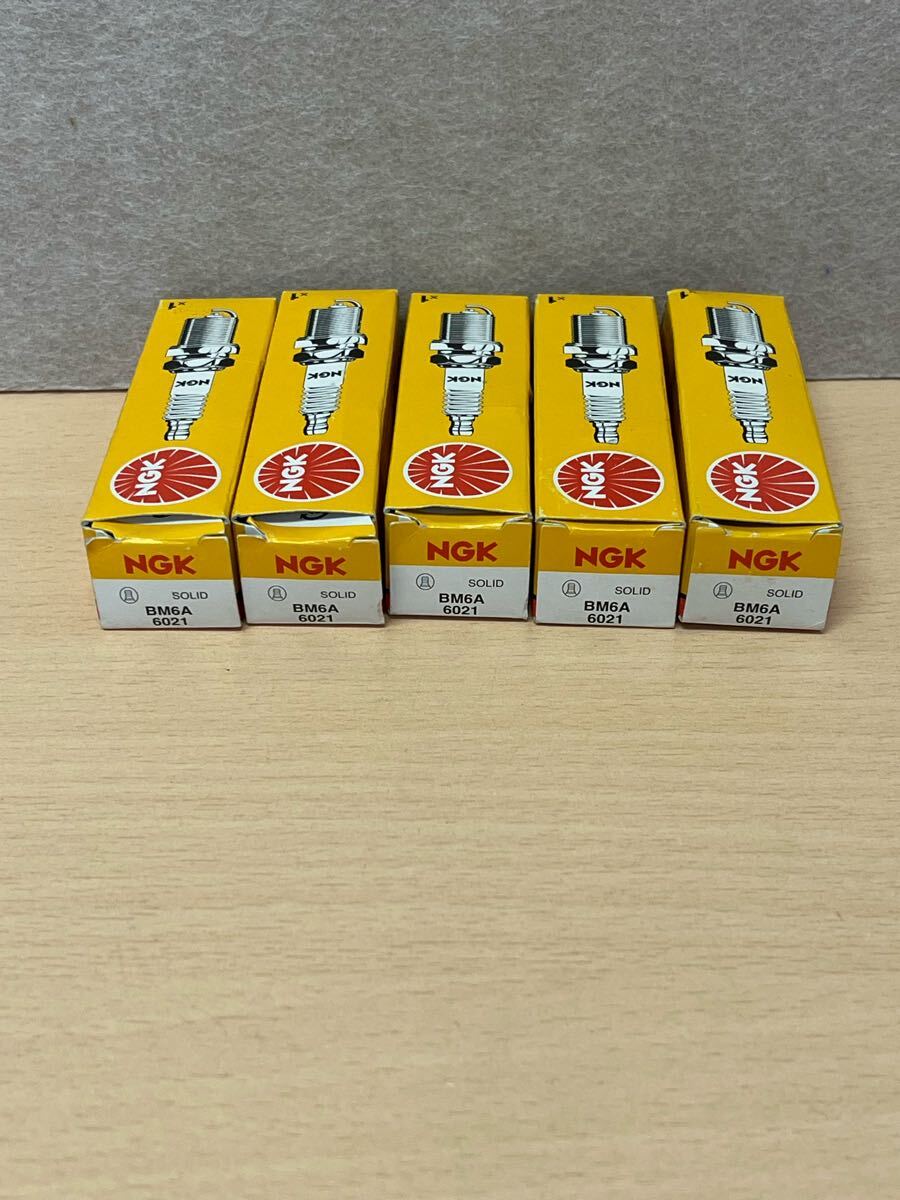 Yahoo!オークション - y012708a NGK BM6A 6021 一体形 スパークプラグ(...