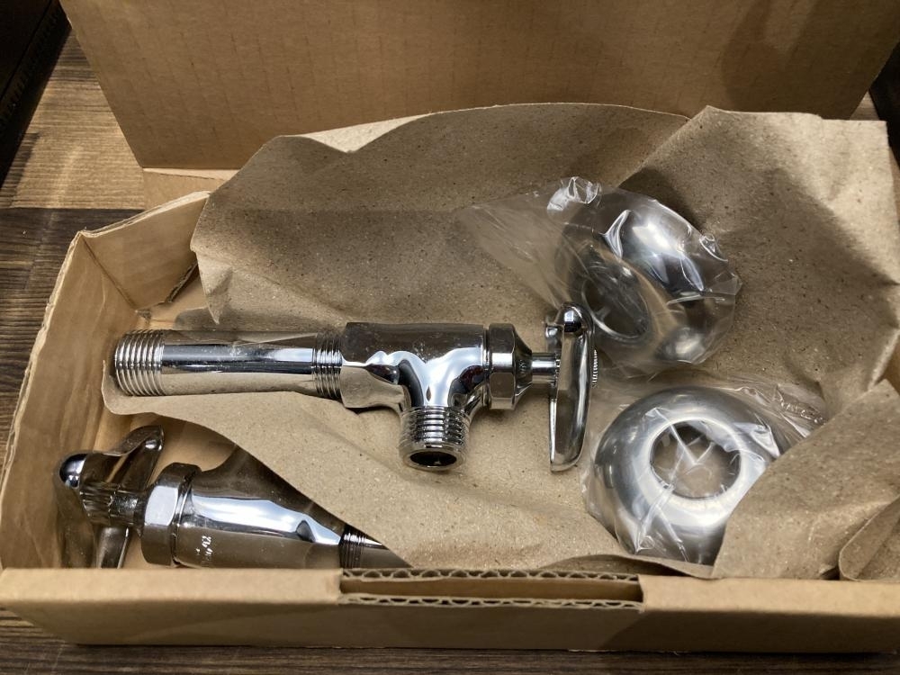 Yahoo!オークション - 024 未使用品・即決価格 KVK アングル形止水栓 K...