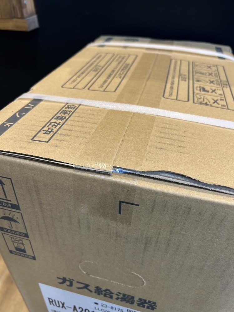 Yahoo!オークション - 001 未使用品 リンナイ Rinnai ガス給湯器 RUX-A...