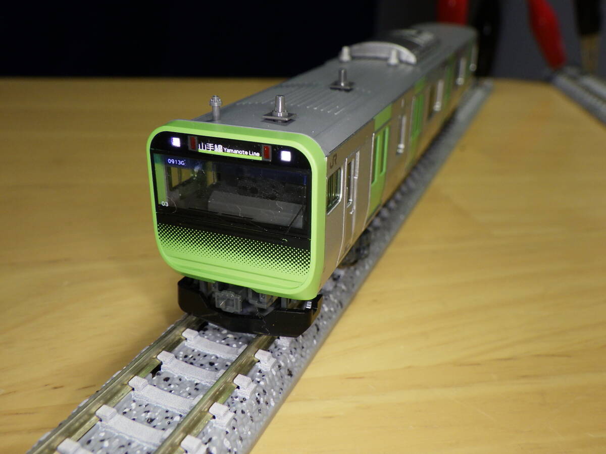 Yahoo!オークション - ジャンク No.4 KATO E235系 山手線 先頭車 11号...