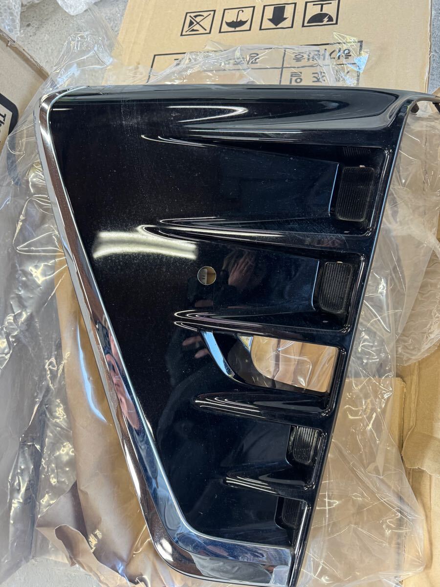 Yahoo!オークション - 80系 ZRR80W ZWR80W ヴォクシー 後期 左 フォグ...