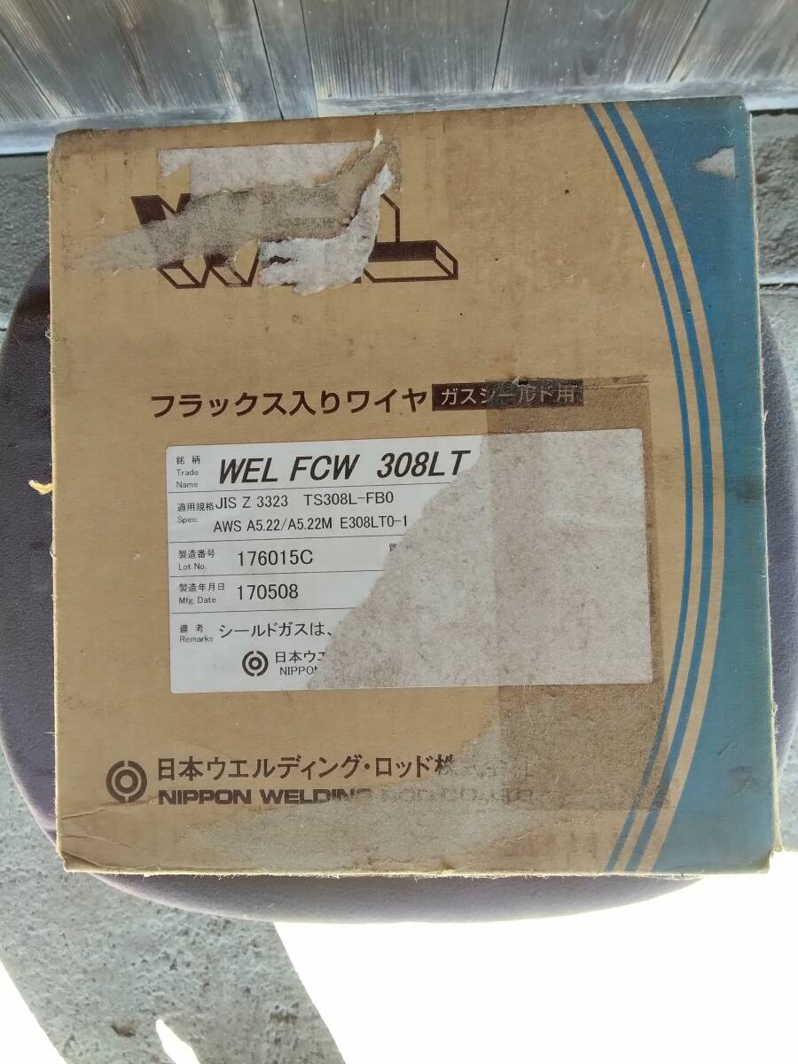 Yahoo!オークション - 日本ウエルディングロッド WEL FCW 308LT 0.8mm ...