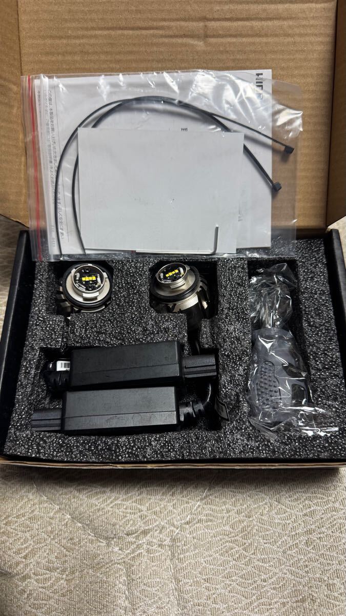 Yahoo!オークション - HID屋 フォグランプ L1B LED LFE2WLL1BN ホワイ...