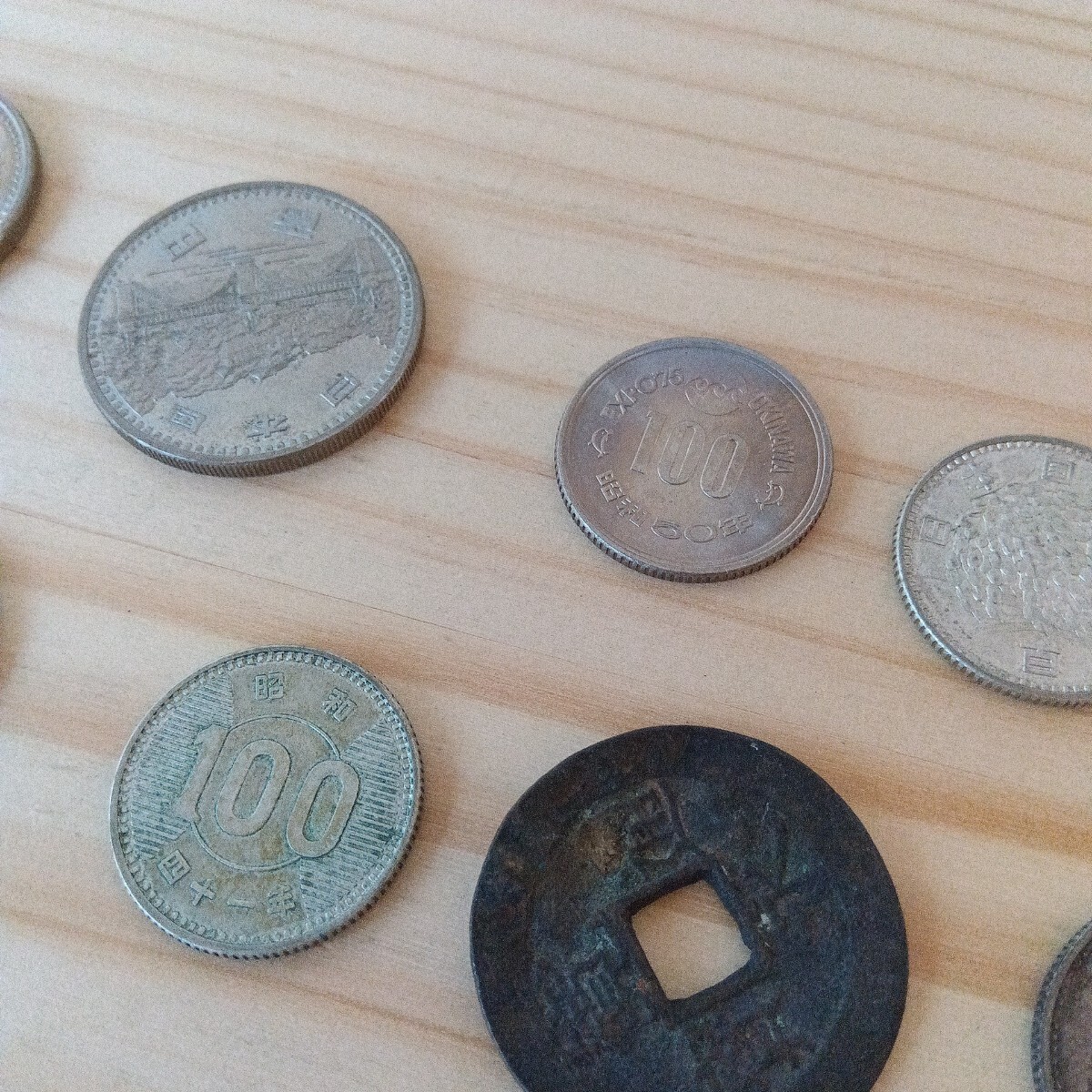 Yahoo!オークション - K214 【古銭 100円 硬貨 おまとめセット 銀貨 ...