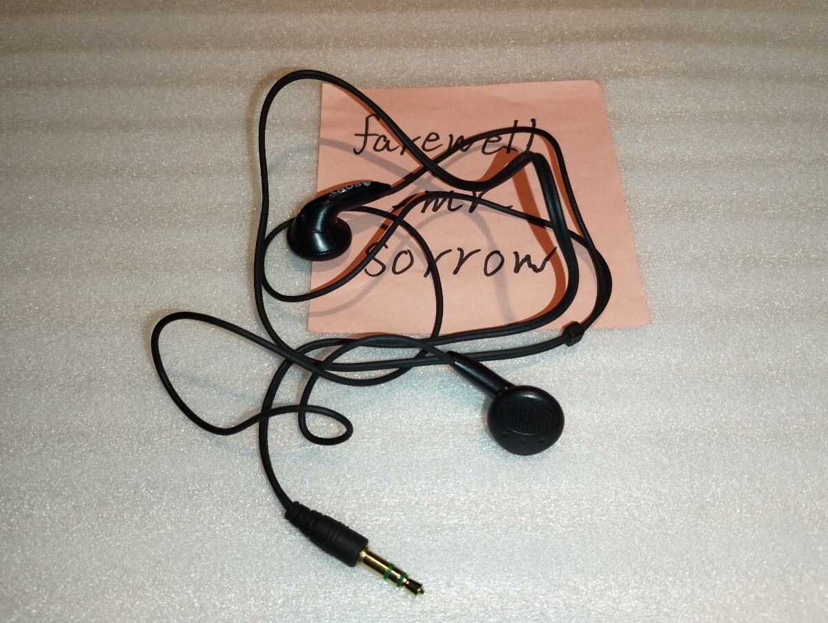 Yahoo!オークション - SONY MDR-E804 インナーイヤー イヤホン 黒 ブラ...