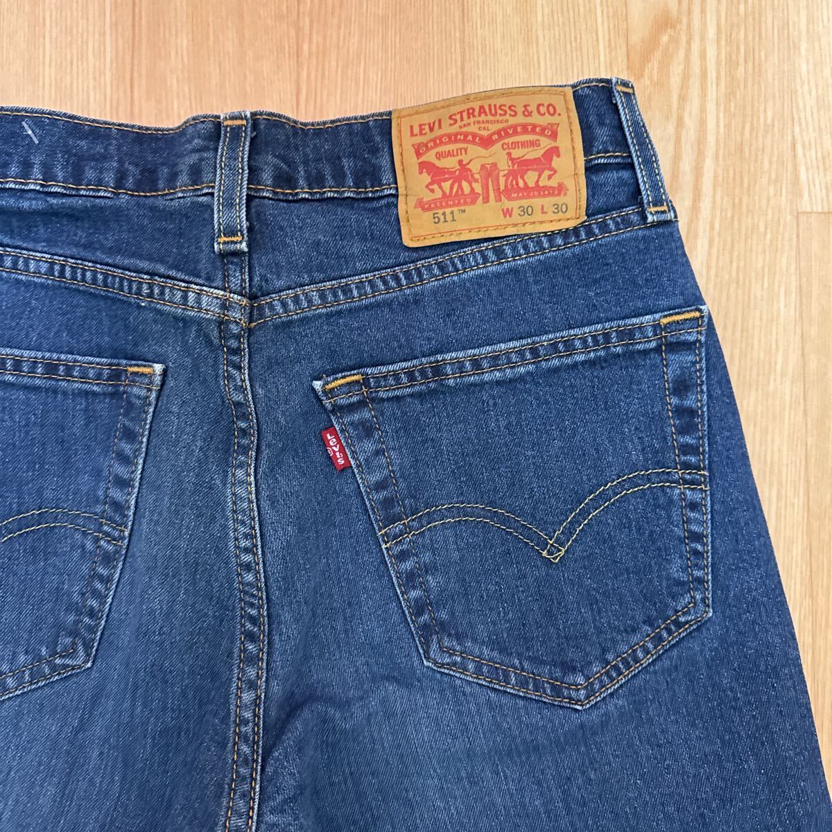 Yahoo!オークション - Levi's 即決 スリム 511 W30 (76cm) L30(73cm)