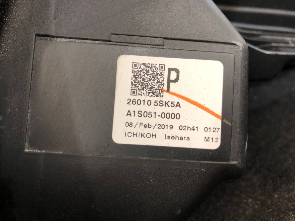 Yahoo!オークション - リーフ ライト 右 LED ICHIKO 1954 ZE1 26010-5S...