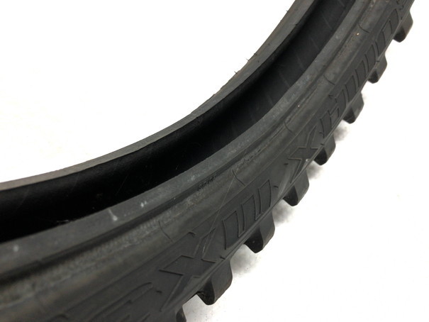 Yahoo!オークション - 【E】 単体(B063) (1) フロントタイヤ ダンロッ...