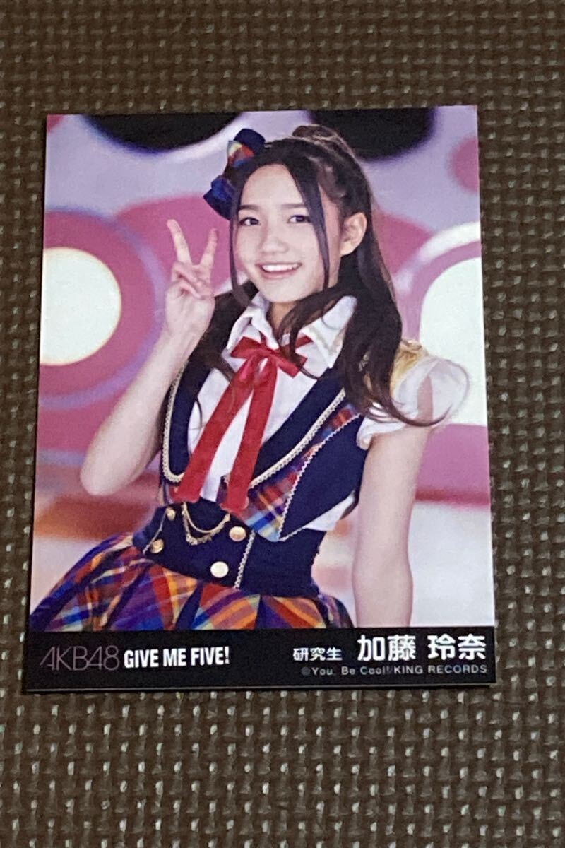 Yahoo!オークション - AKB48「GIVE ME FIVE」劇場盤生写真 加藤玲奈さ...