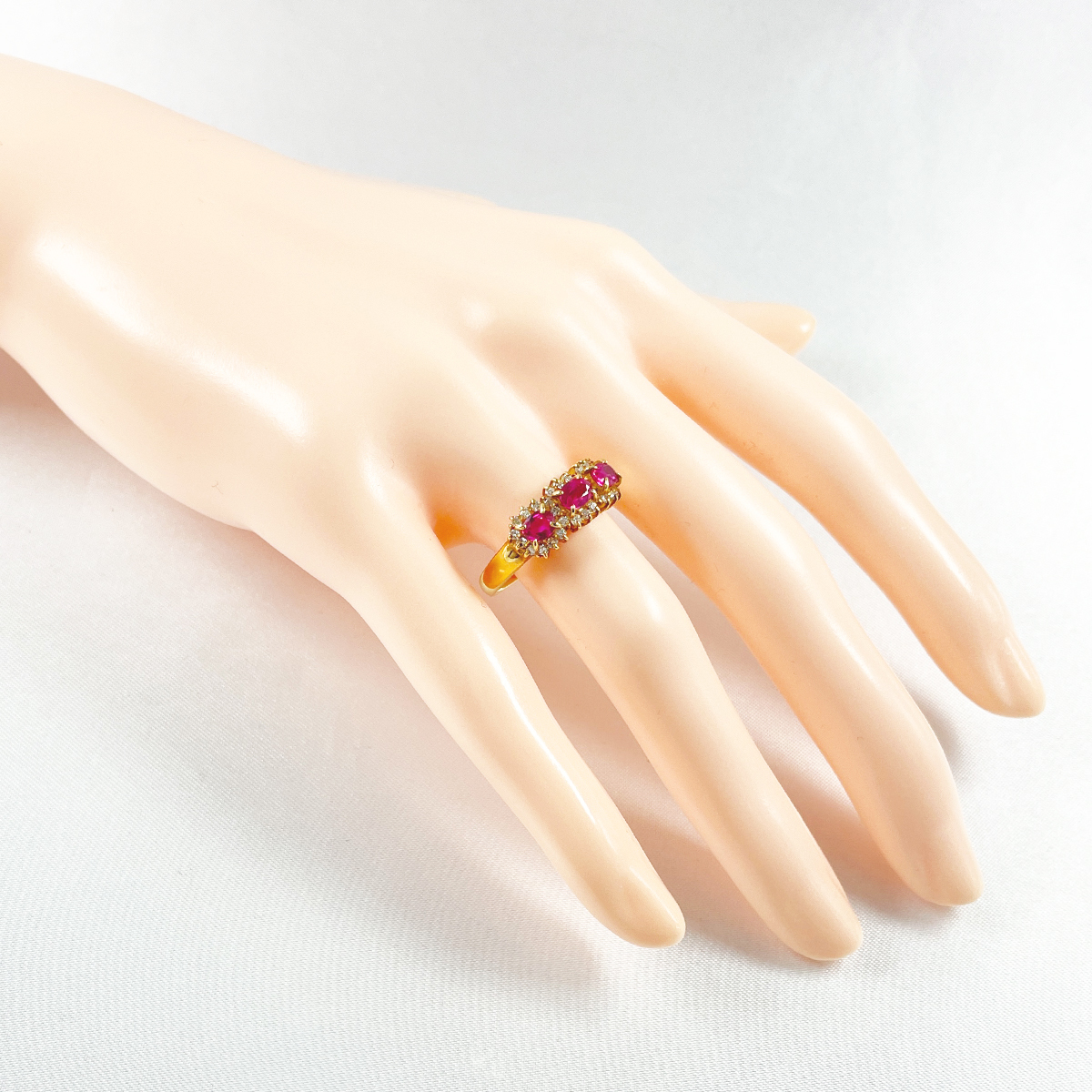 Yahoo!オークション - K18 天然ルビー 0.73ct 天然ダイヤモンド 0.23ct...