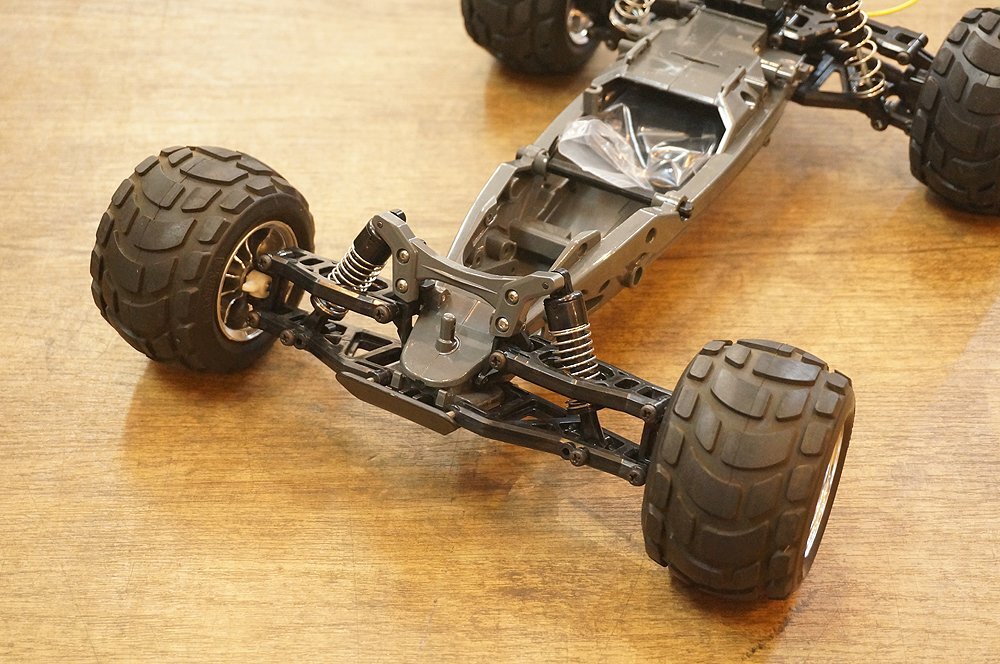 5100円 TAMIYA タミヤ 1/10電動RCレーシングバギー DT-03 5100円 TAMIYA タミヤ 1/10電動RCレーシングバギー DT-03