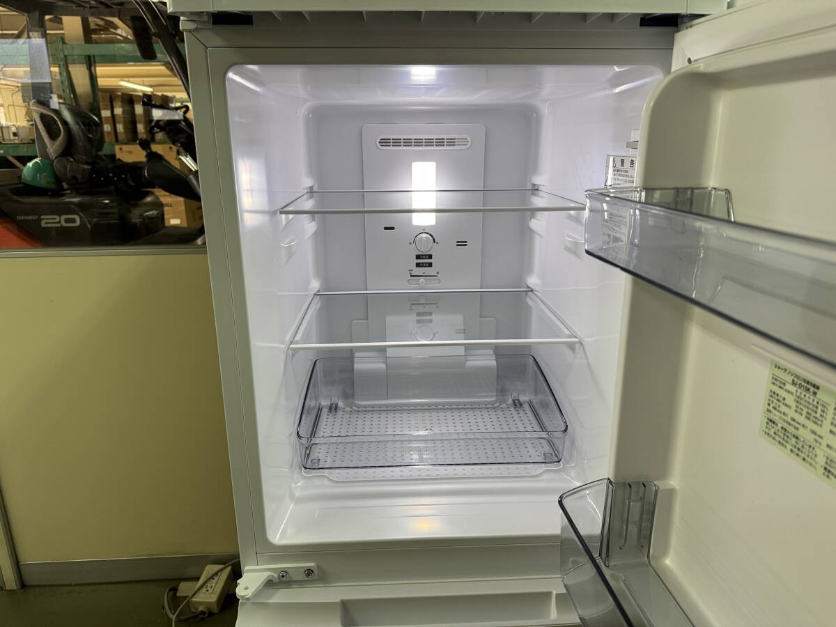 953【中古】美品 2024年製 シャープ冷蔵庫 SJ-D15K-W(マット 953【中古】美品 2024年製 シャープ冷蔵庫 SJ-D15K-W(マット