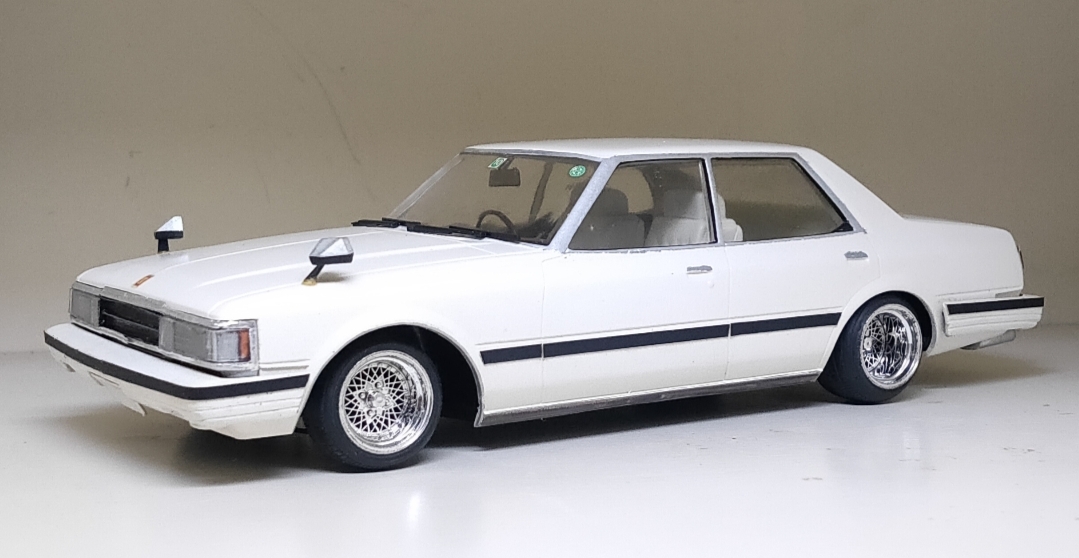 Yahoo!オークション - 1/24クレスタGX61 ジャンク 旧車