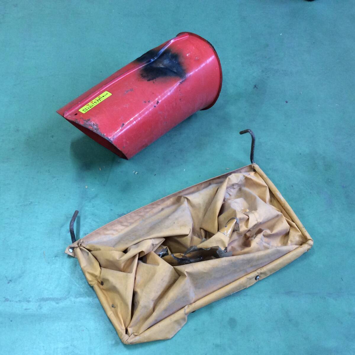 Yahoo!オークション - 【H-3124】中古品 カタクラ ハーベスタ 自走式脱...