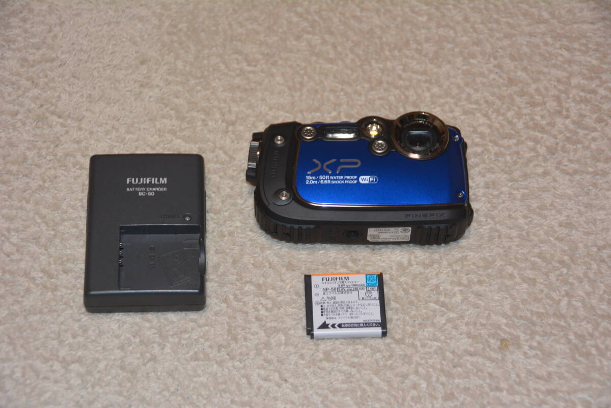 FUJIFILM 富士フィルム フジフィルム デジタルカメラ FINEPIX XP200 品 充電器 BC-50 バッテリー NP-50(富士フイルム)｜売買されたオークション情報、yahoo ...