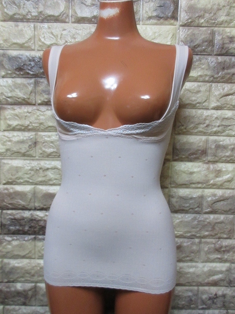 Yahoo!オークション - J-450 トリンプ・TR326 Corsage1 シェイプセンセ...