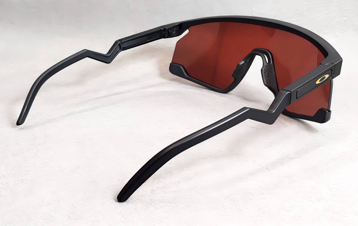 Yahoo!オークション - BT12-P24k 正規保証書付 新品未使用 国内正規 オ...