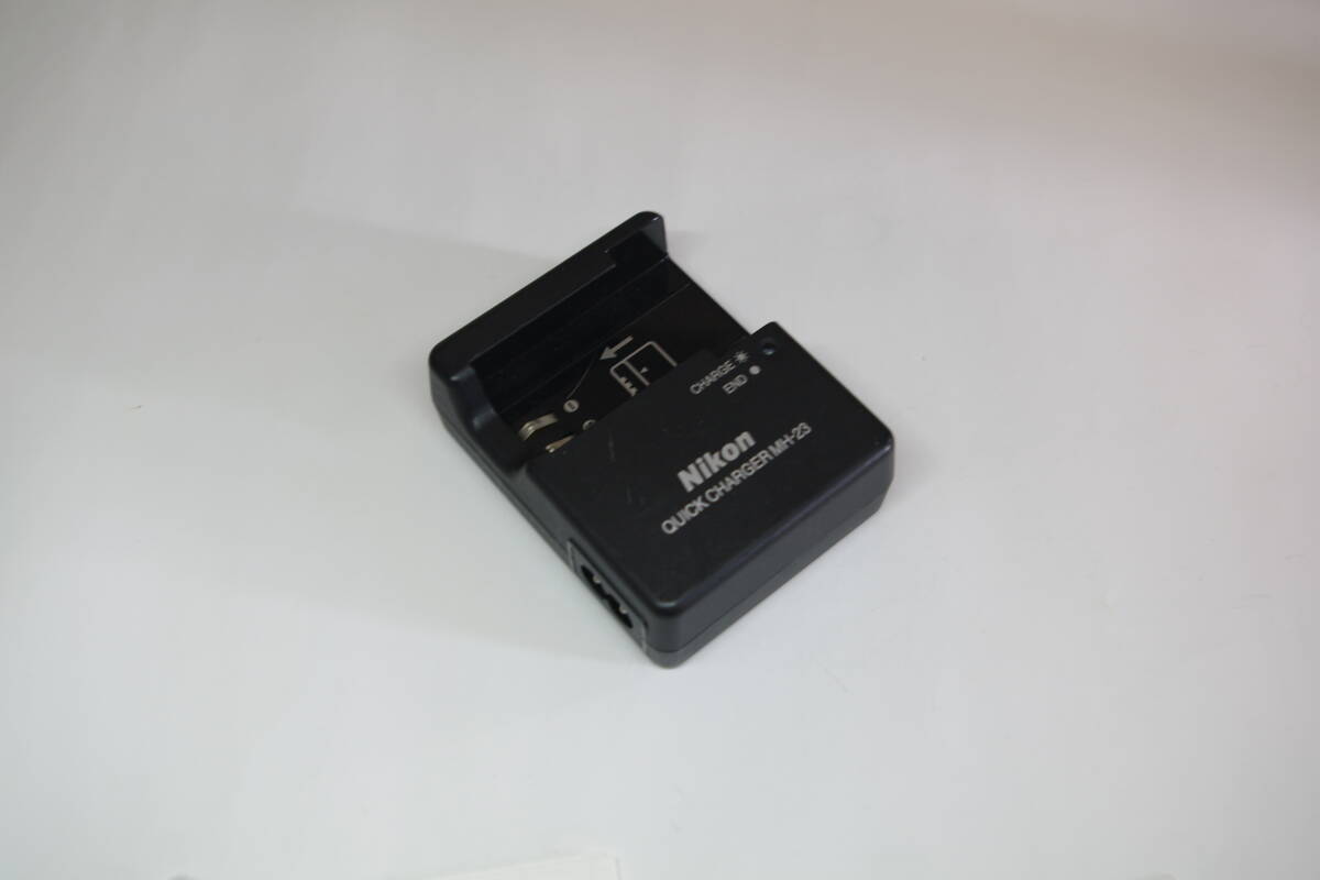 Nikon MH-23 ニコン純正 クイックチャージャー MH-23 電源コード無し JHC6(ニコン)｜売買されたオークション情報、yahooの商品情報をアーカイブ公開 - オークファン ...