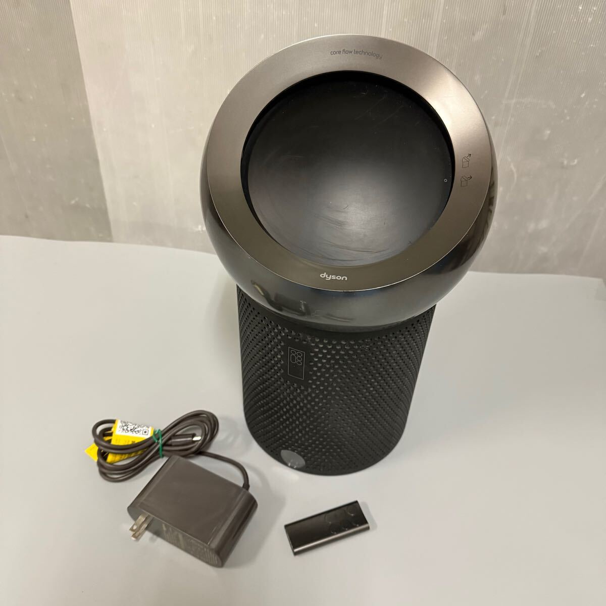 dyson ダイソン 空気清浄機能付ファン BP01 Pure Cool Me ブラック(空気清浄器)｜売買されたオークション情報、yahooの商品情報をアーカイブ公開 - オークファン ...