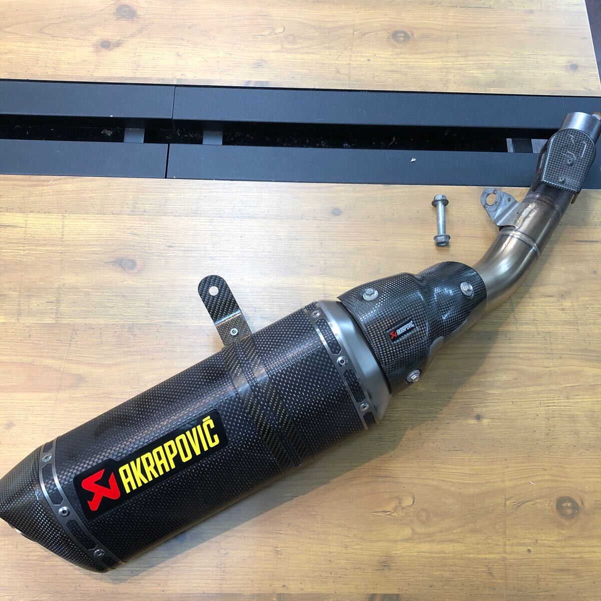 Yahoo!オークション - Z800 JKBZR800AADA130〜外し アクラポビッチマ...