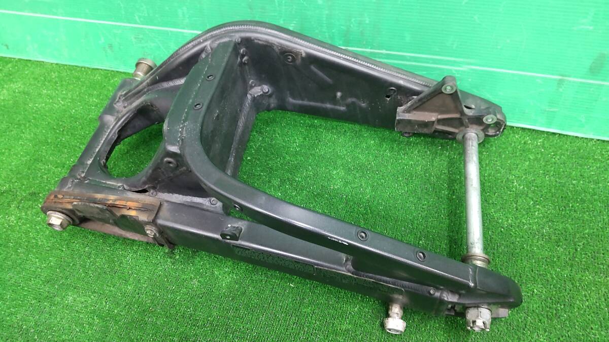 Yahoo!オークション - カワサキ ZX-10R ZXT00C スイング アーム シャフ...