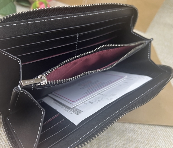 COACH 長財布コーチ財布 新品未使用 黒 ロング ジップ COACH 長財布コーチ財布 新品未使用 黒 ロング ジップ