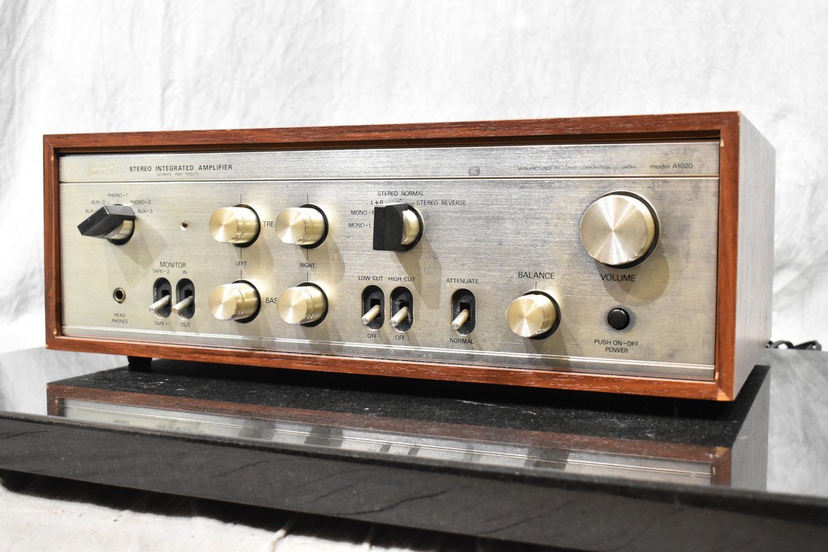 Yahoo!オークション - 【D】LUXKIT A1020 LUXMAN 真空管プリメインアン...