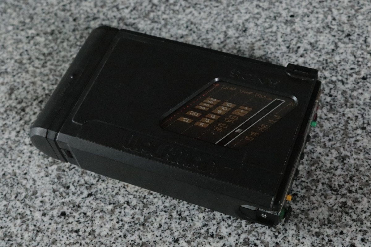 Yahoo!オークション - F 【G】SONY WM-F502 WALKMAN ラジオ カセットプ...