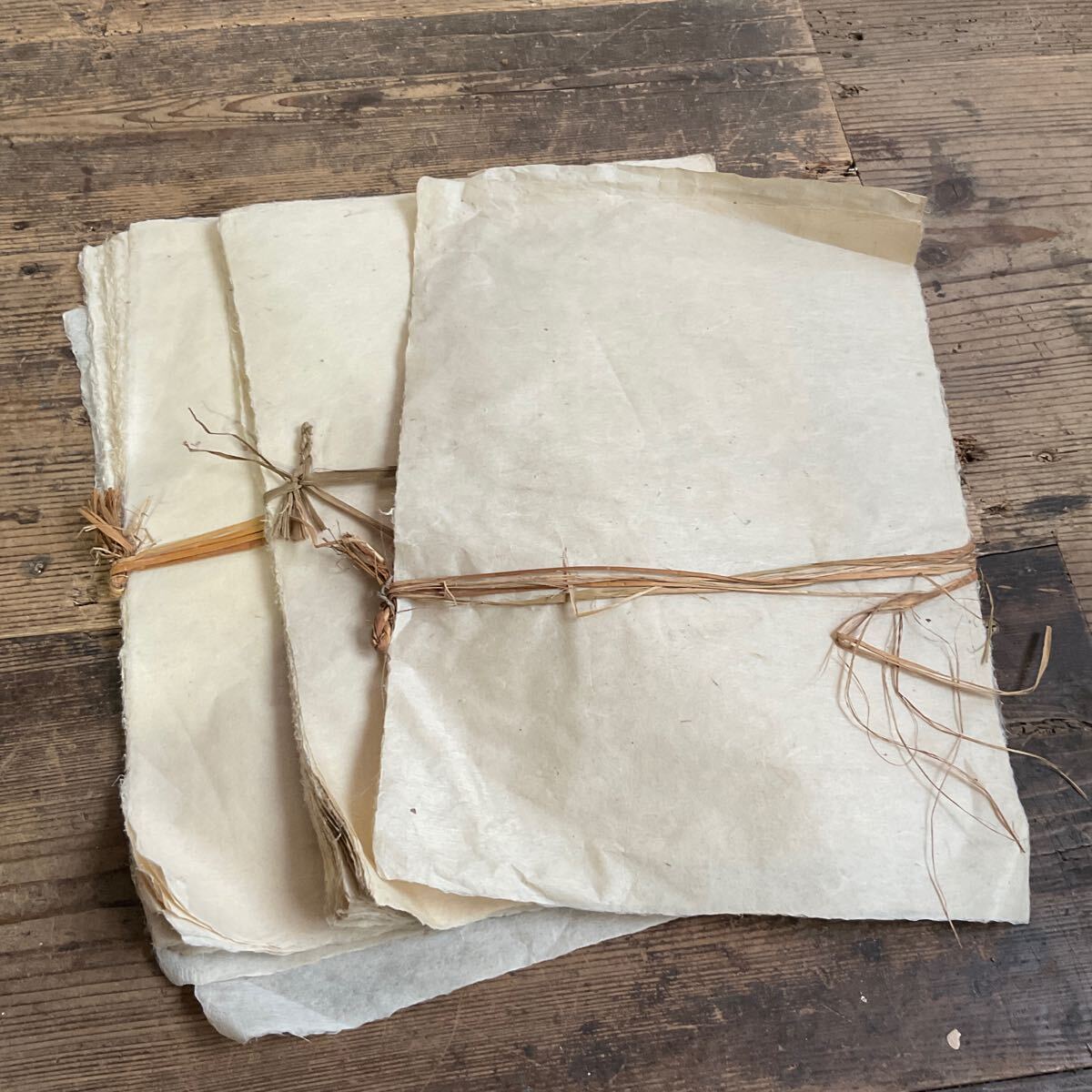 Yahoo!オークション - Q03/ 美品 古紙 手漉き 和紙 半紙まとめて約200g