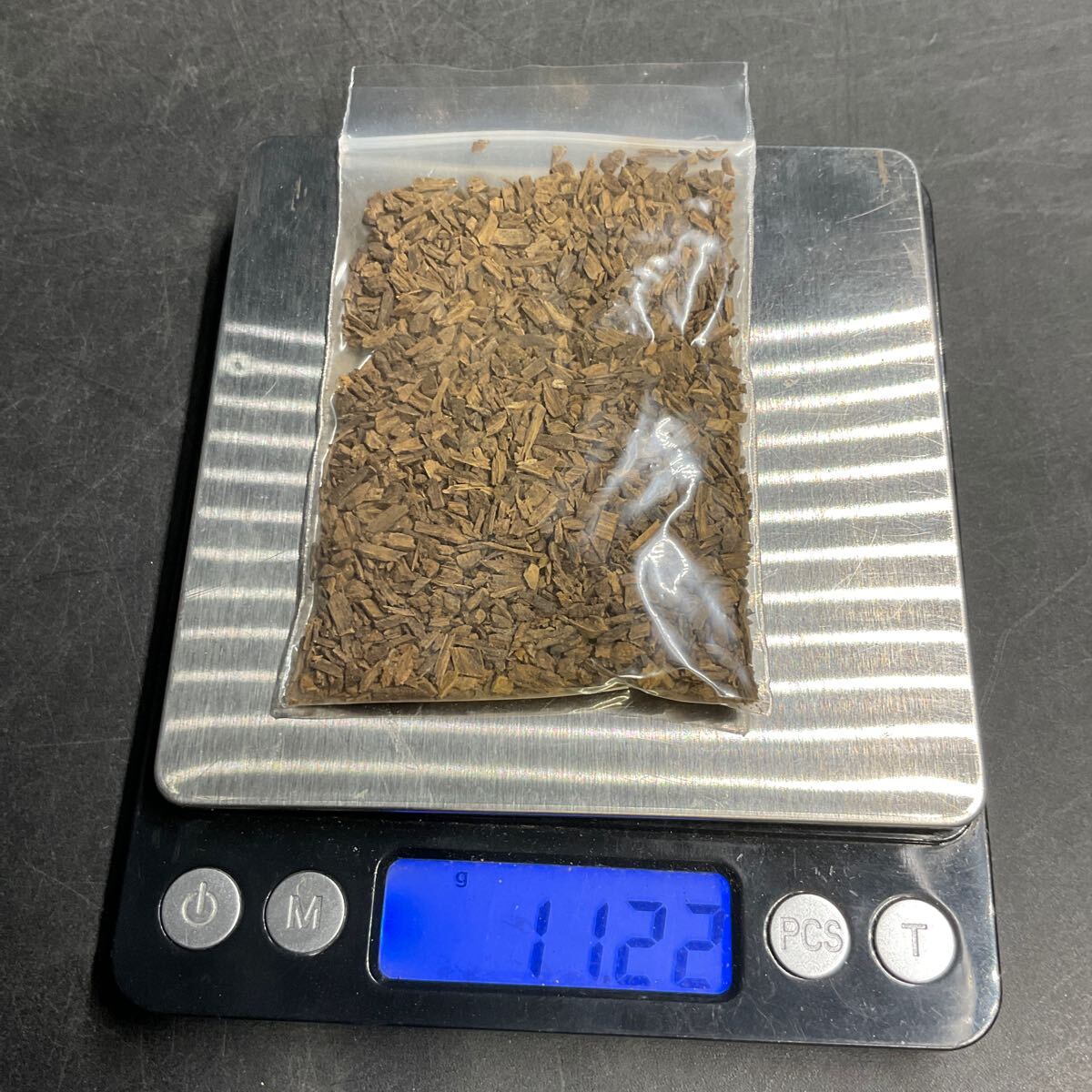 Yahoo!オークション - Z10レ/新品 神戸 薫寿堂 沈香 天贈 11g 香木 お...