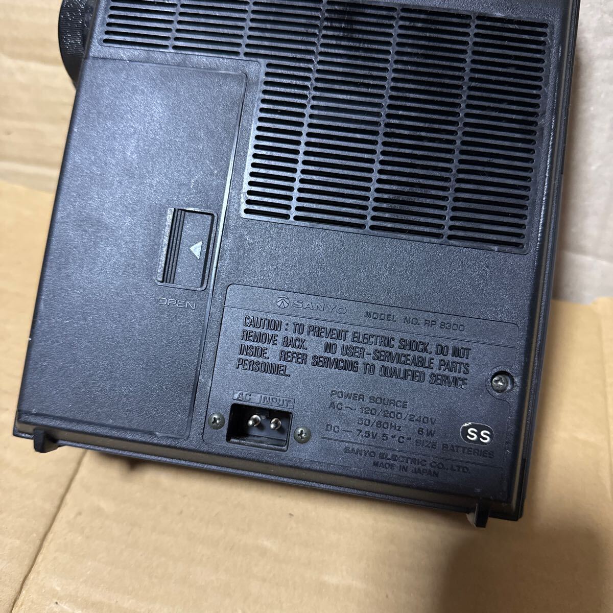 Yahoo!オークション - あ-8052）SANYO RP 8300 ラジオ ジャンク品