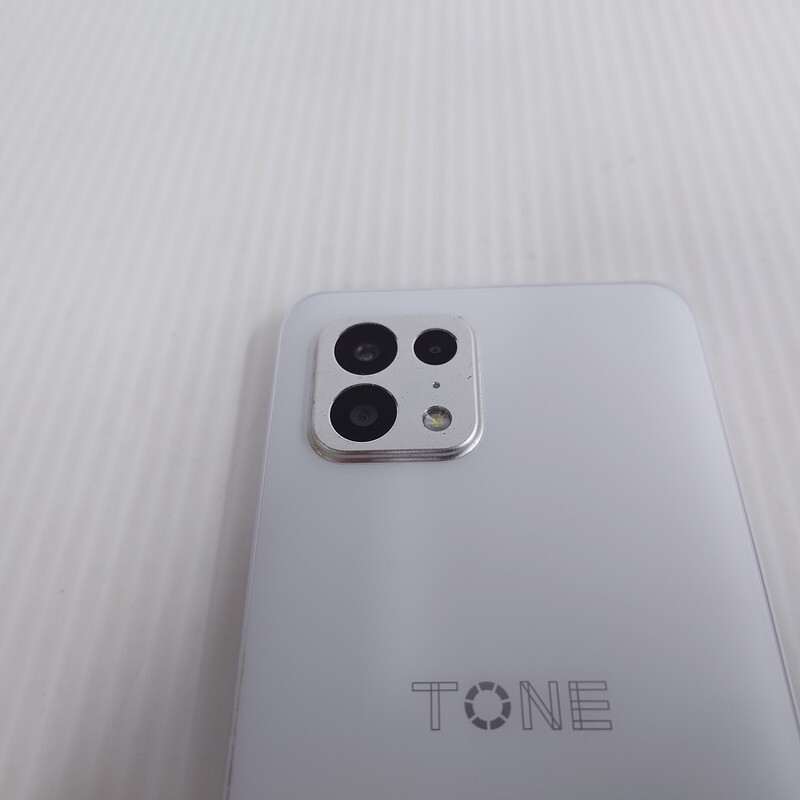 Yahoo!オークション - IZUTONE e22 SIMフリー 128GB〈110-250115-SH-18...