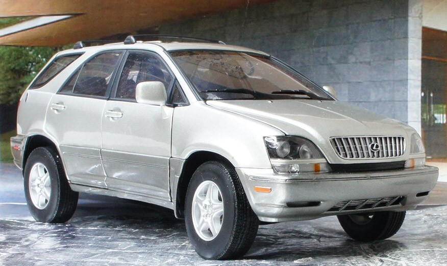 Yahoo!オークション - オートアート 1/18 1999 レクサス RX300 XU10 初...