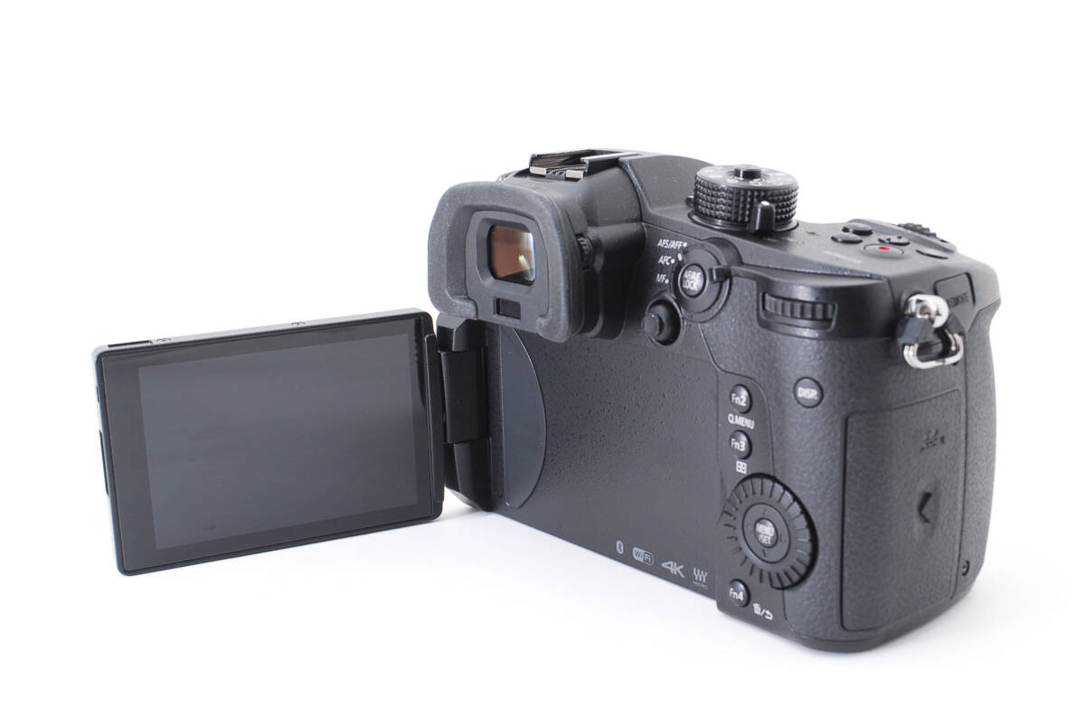 Yahoo!オークション - 【美品】パナソニック PANASONIC LUMIX DC-GH5 ...