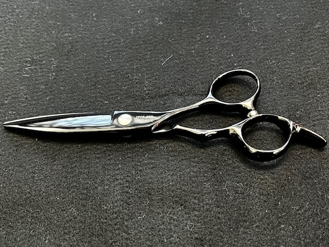 Yahoo!オークション - New/新品/理美容/Highcarbonsteel/カットシザー...