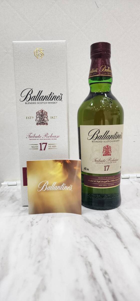 Yahoo!オークション - 【S8712】ウイスキー whisky バランタイン 17年 ...